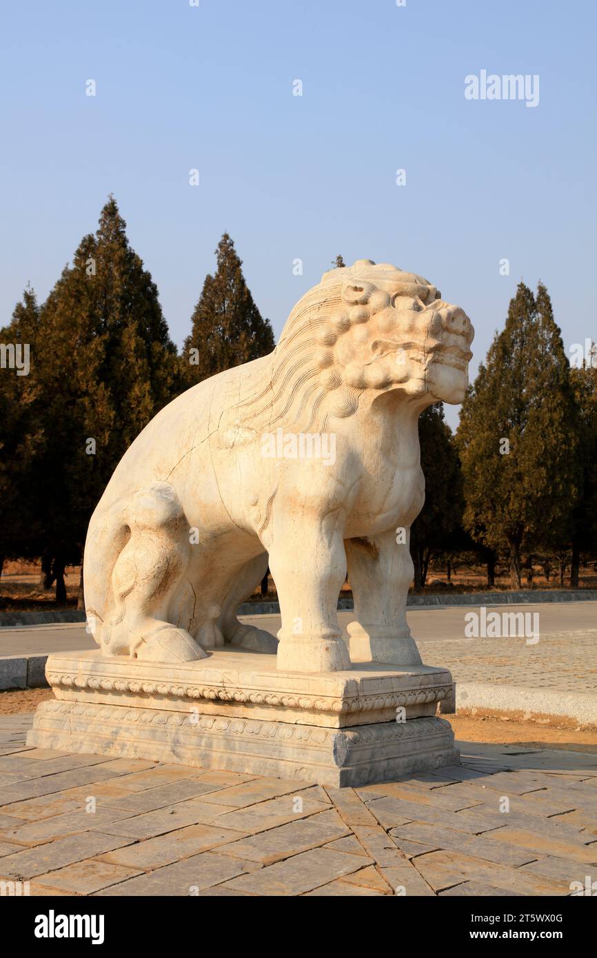 Chinese ancient animal sculptures Stock Photo - Alamy