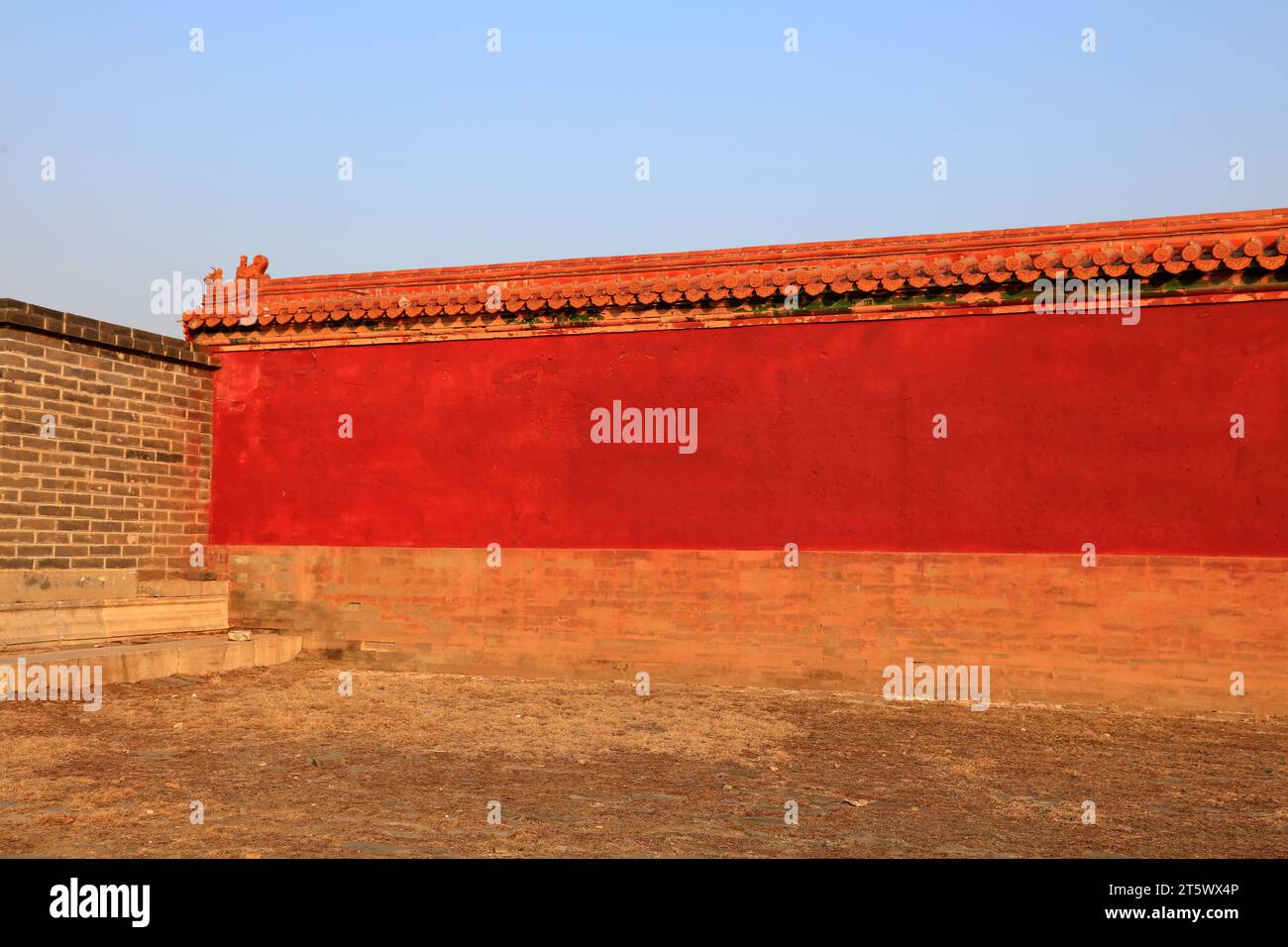 Antique tile erosion hi-res stock photography and images - Alamy