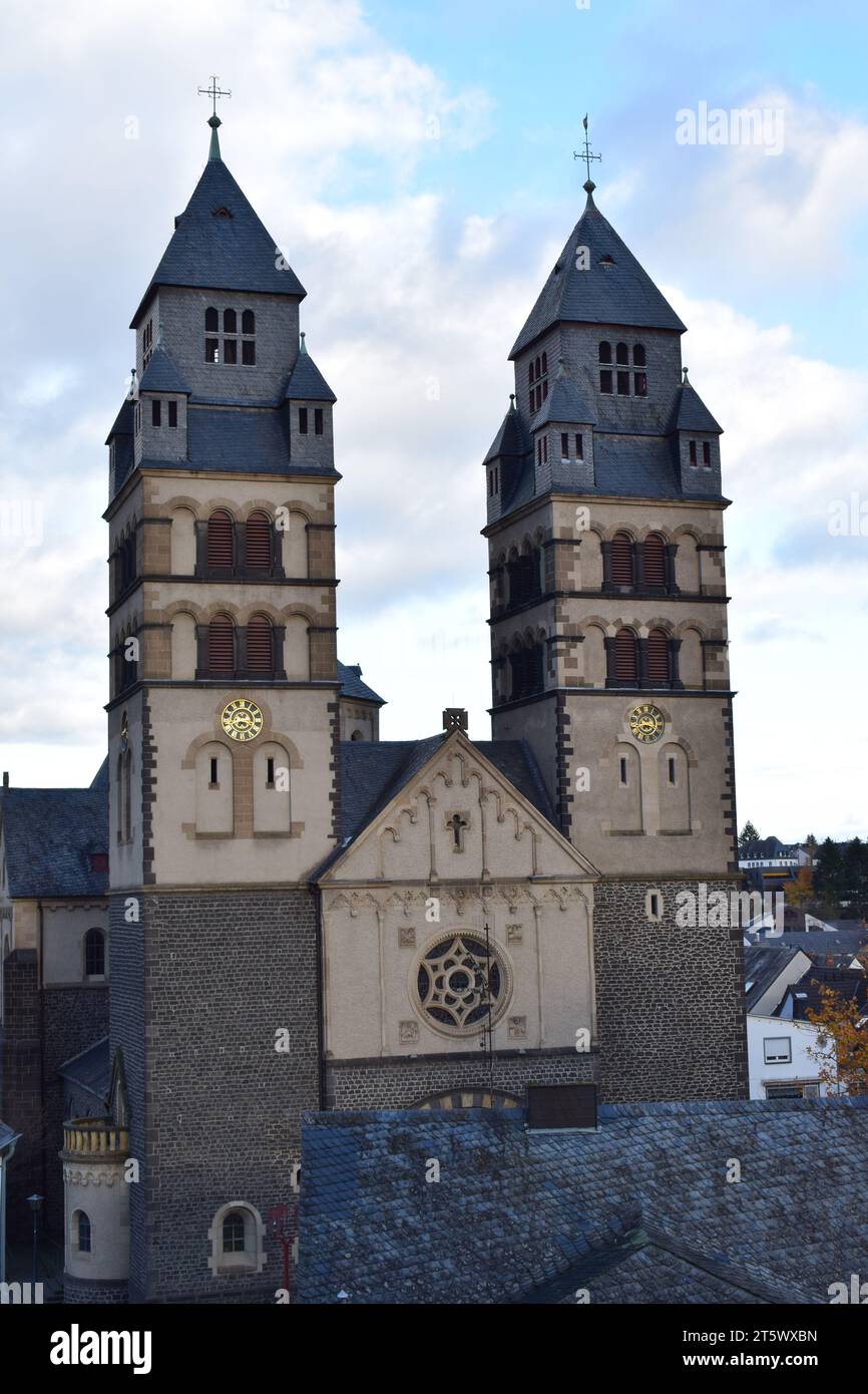 Mayenne church hi-res stock photography and images - Alamy