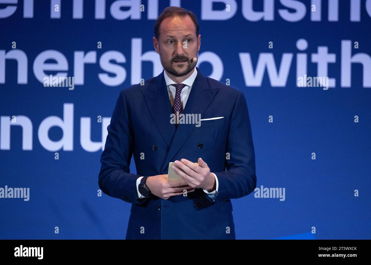 Munich, Germany. 07th Nov, 2023. Haakon, Crown Prince of Norway, takes part in the Norwegian ...