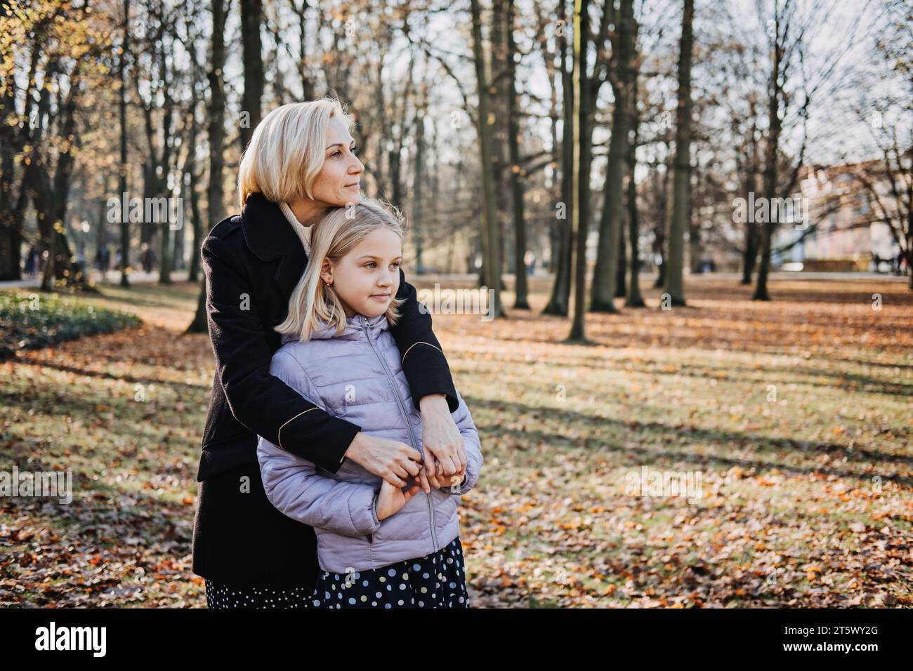 Mother And Teenage Daughter Relationship Tips For Moms Raising Teenage