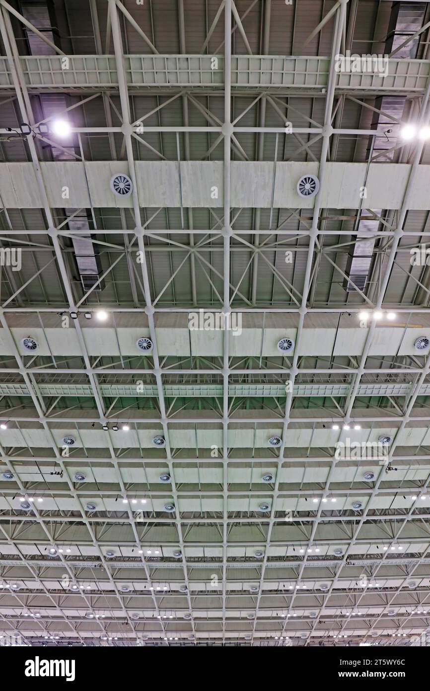 steel structure geometry construction in a hall Stock Photo - Alamy