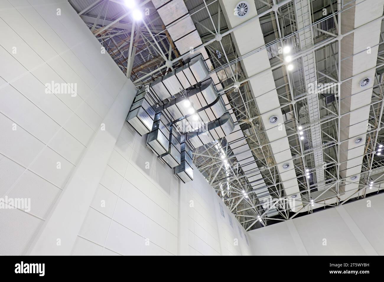 steel structure geometry construction in a hall Stock Photo - Alamy