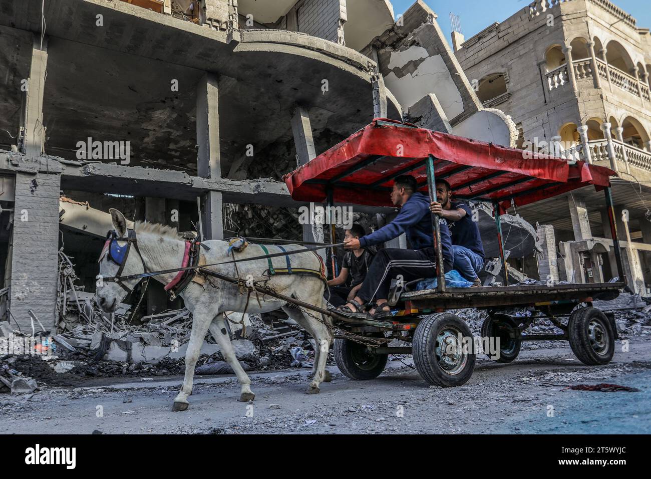 Rafah, Palestinian Territories. 07th Nov, 2023. Palestinians ride a ...