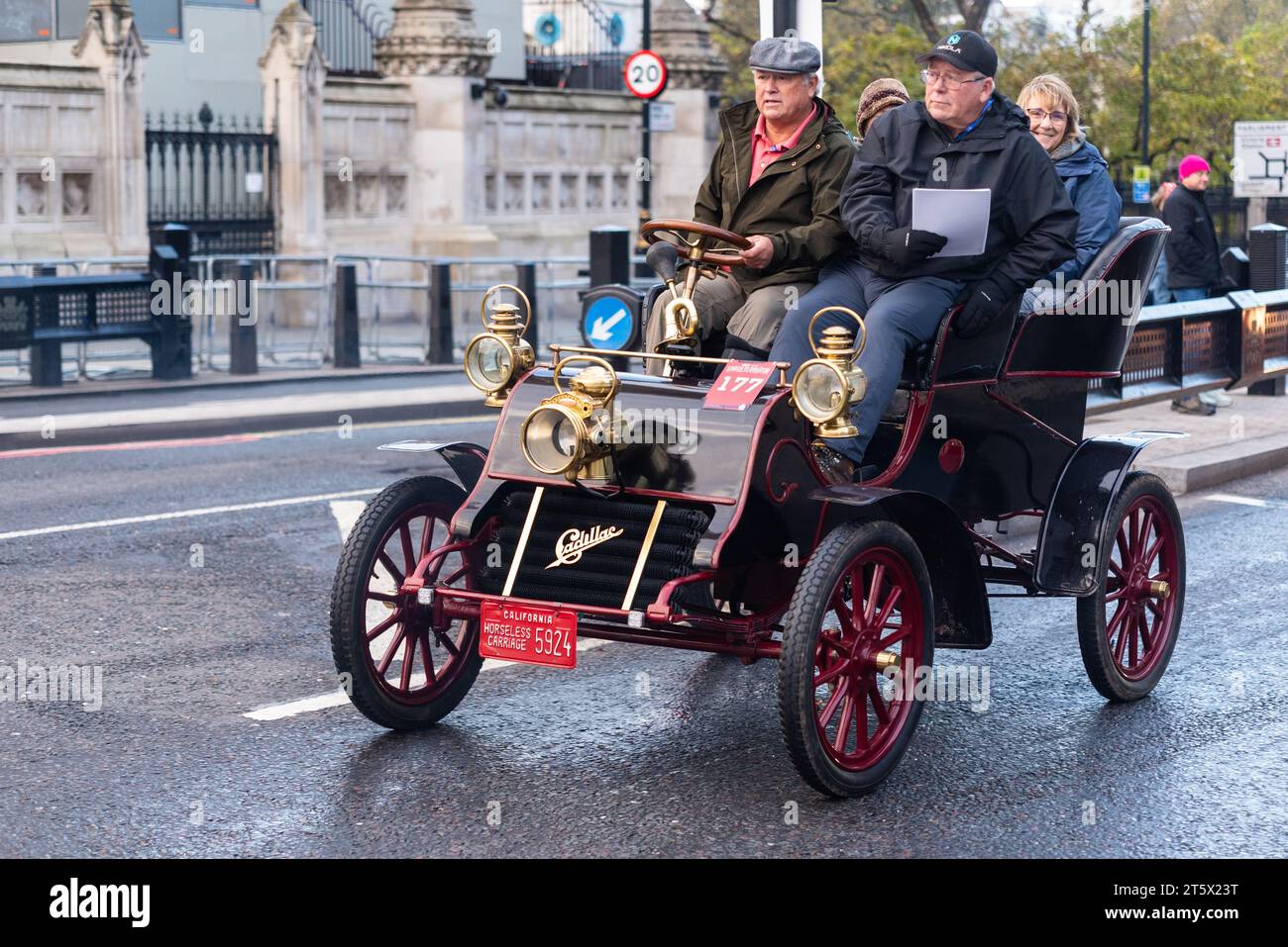 Classic car run london hi-res stock photography and images - Alamy