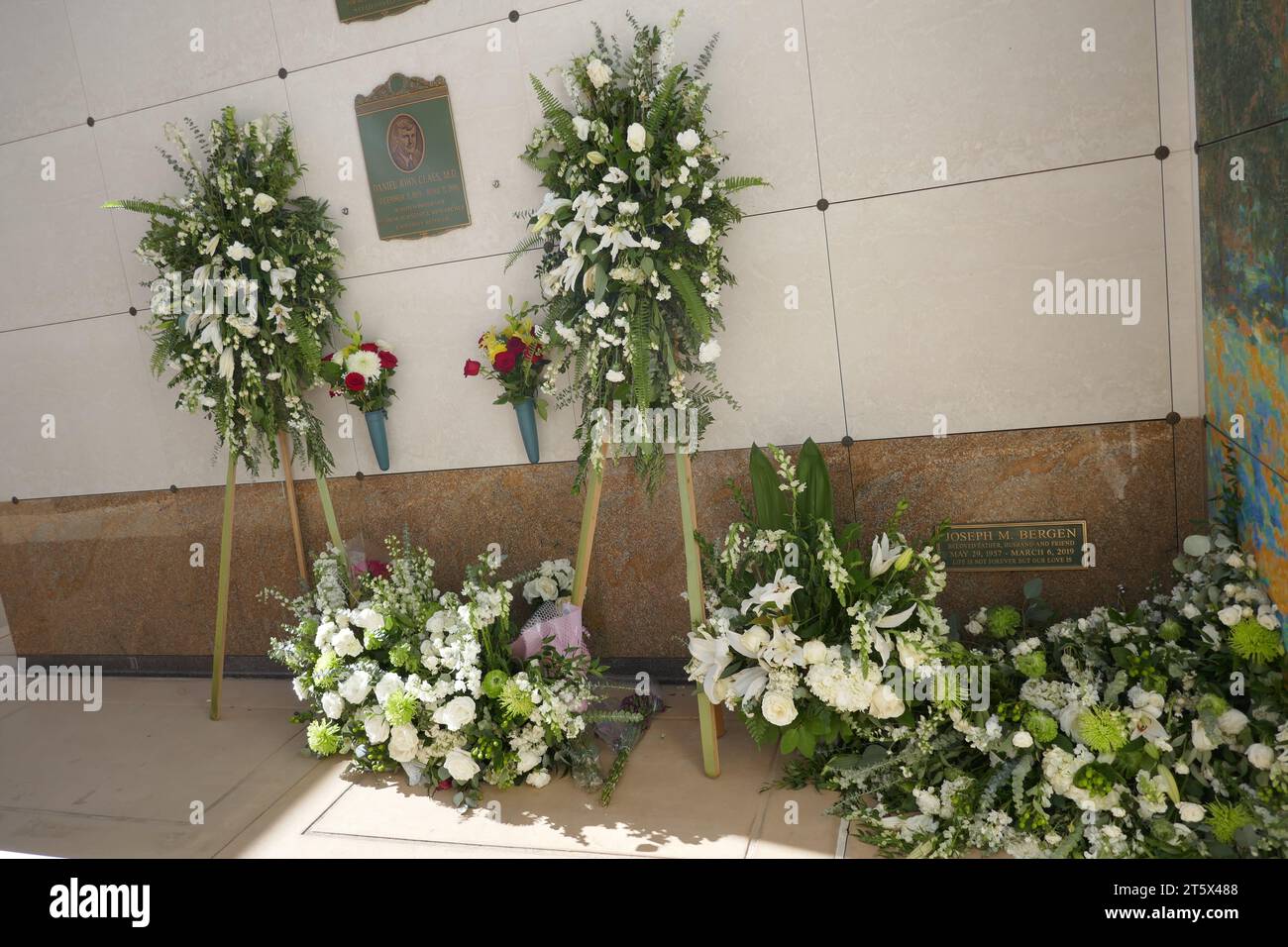 Los Angeles, California, USA 6th November 2023 Actor Matthew PerryÕs ...