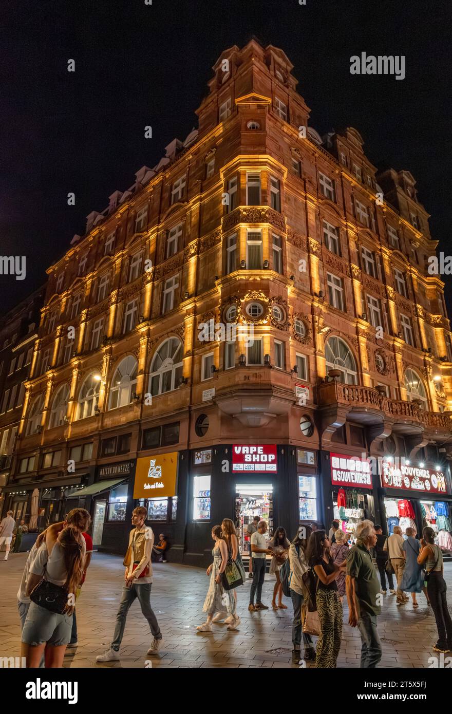 Leicester square london architecture hi-res stock photography and ...
