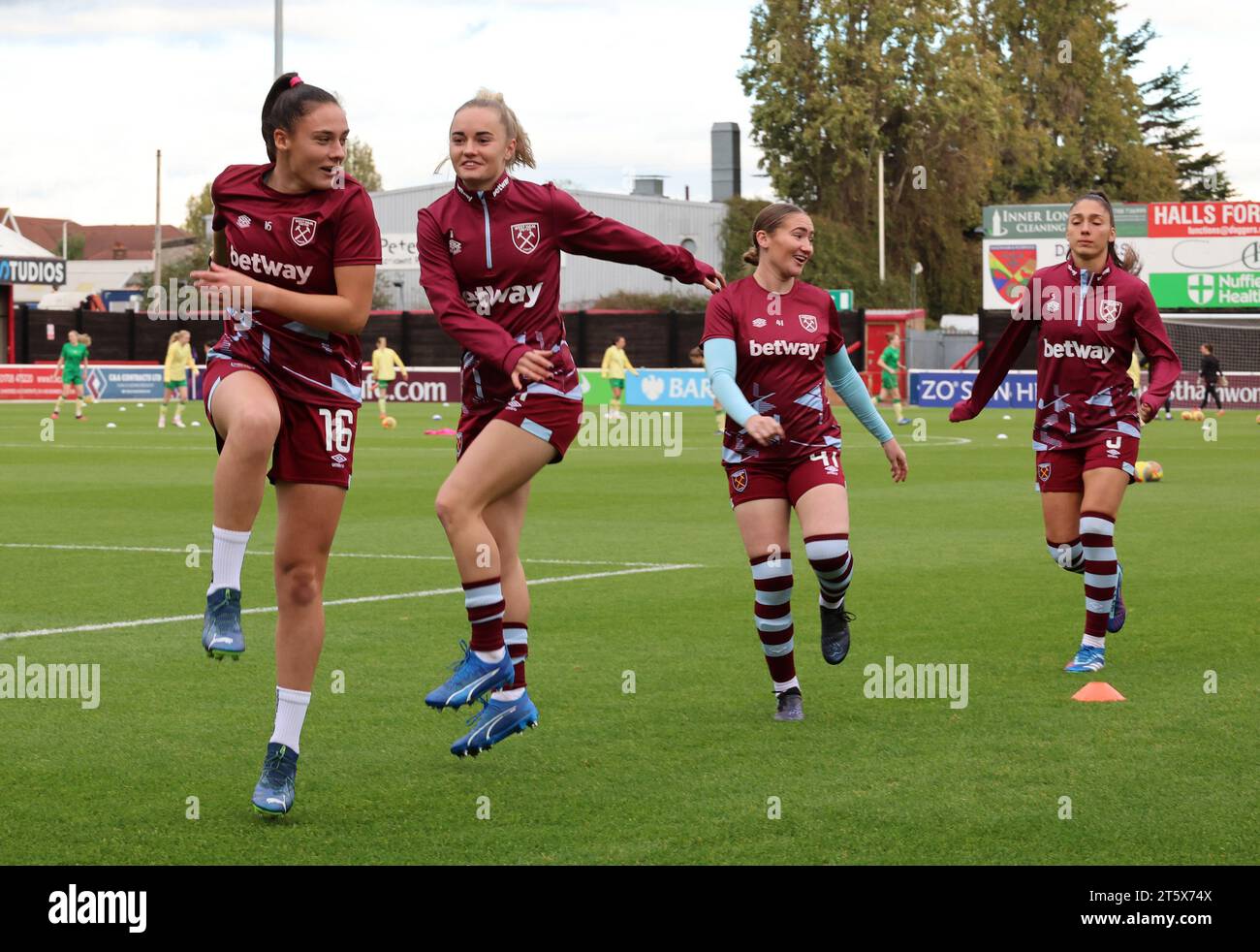 Keira and amber hi-res stock photography and images - Alamy