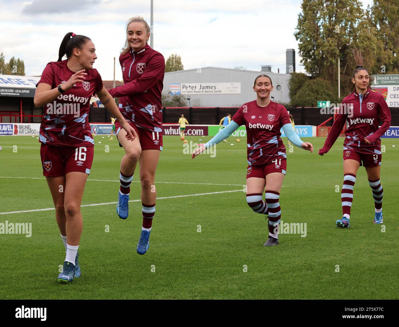 Keira and amber hi-res stock photography and images - Alamy