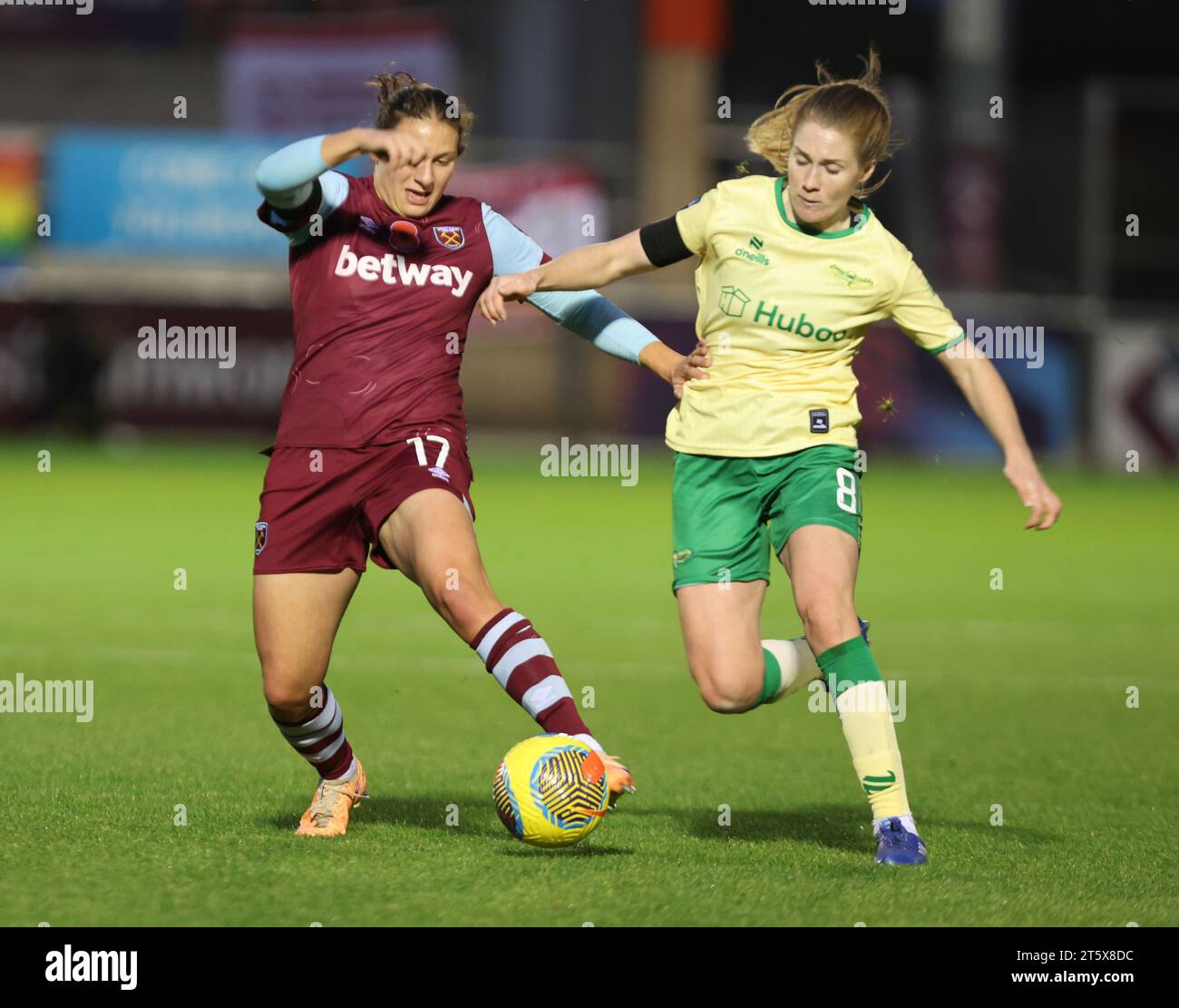 L r melisa hi-res stock photography and images - Alamy