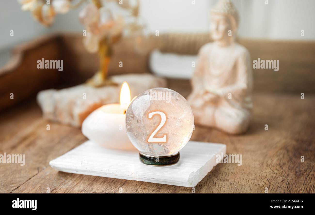 Crystal ball stand hi-res stock photography and images - Alamy