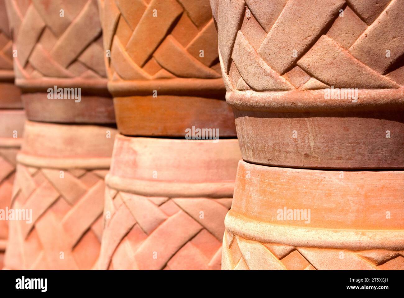 Terracotta pots stacked hi-res stock photography and images - Alamy