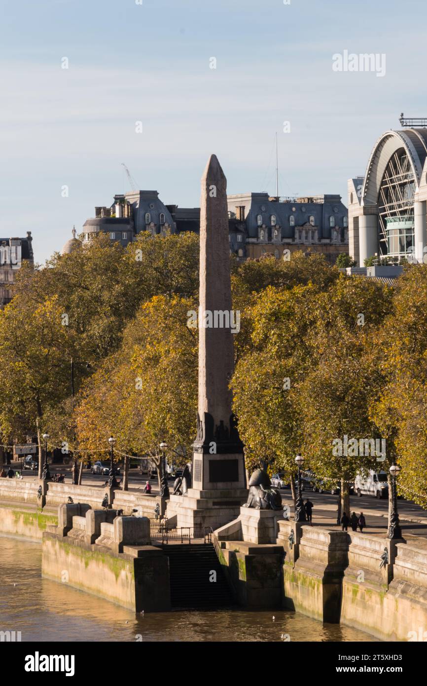 The River Thames and Cleopatra's Needle on the Victoria Embankment ...