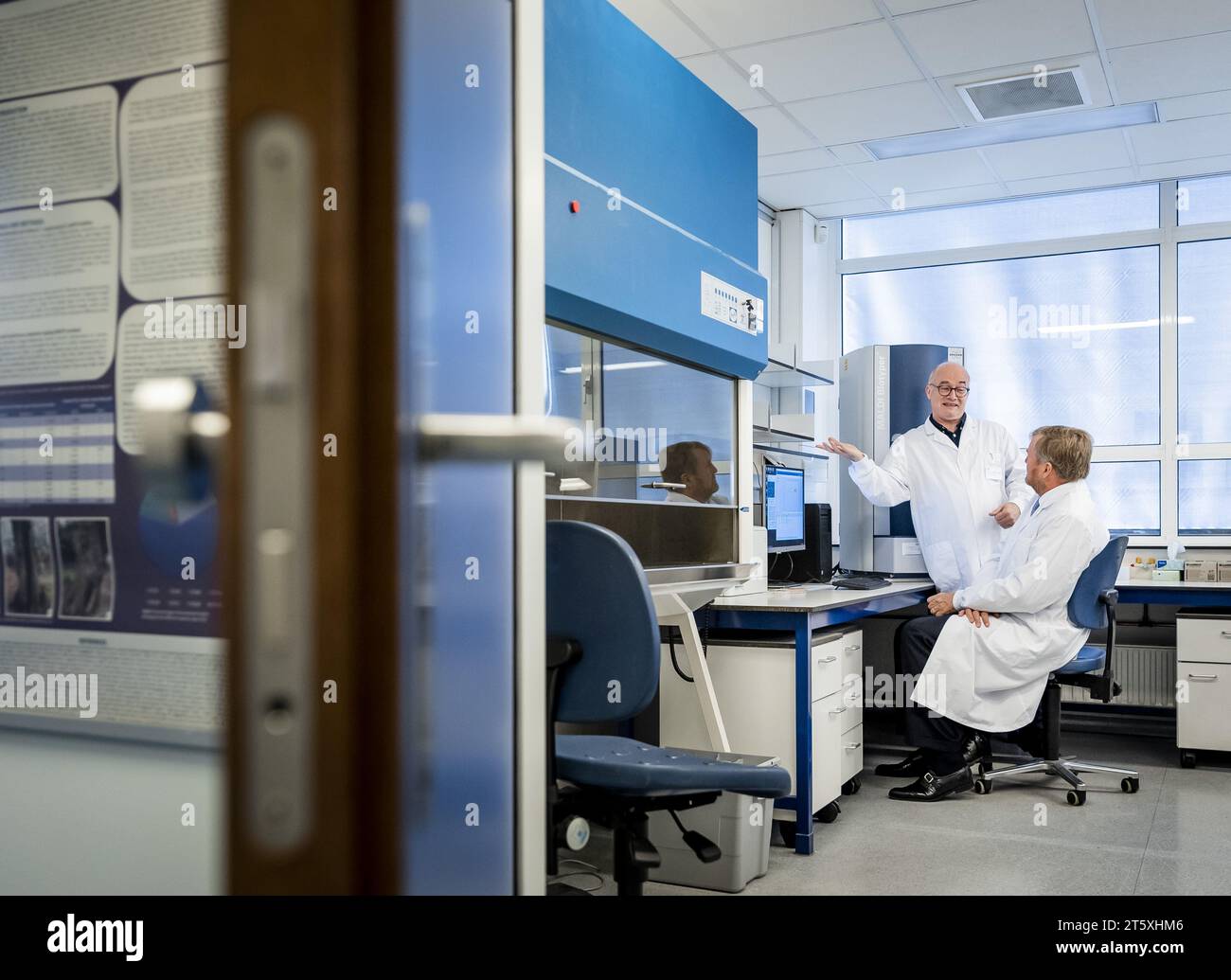 Utrecht, Netherlands. 07th Nov, 2023. UTRECHT - King Willem-Alexander ...