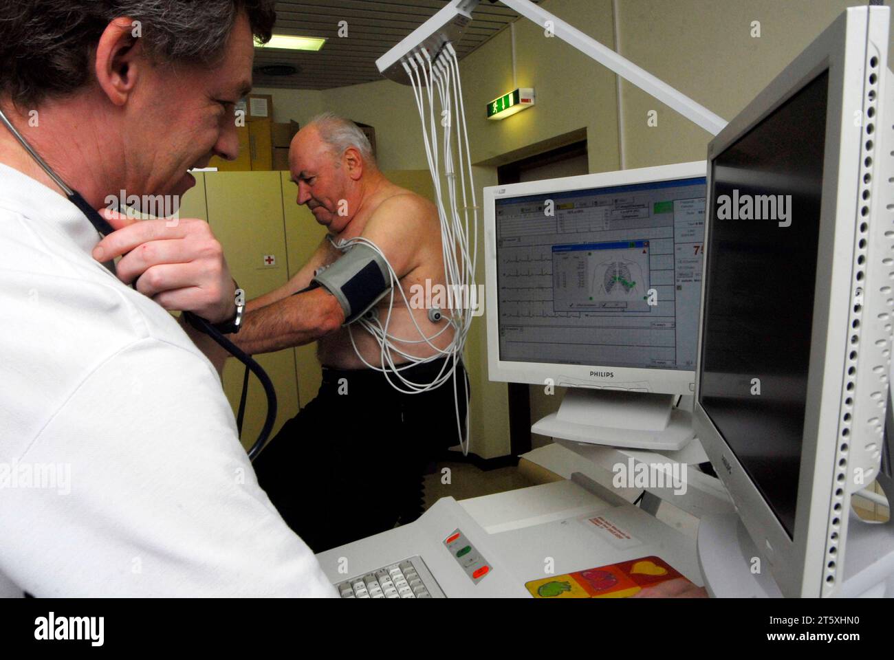 Cardiovascular Examination At The Doctor, Diagnosis Of The Physical ...