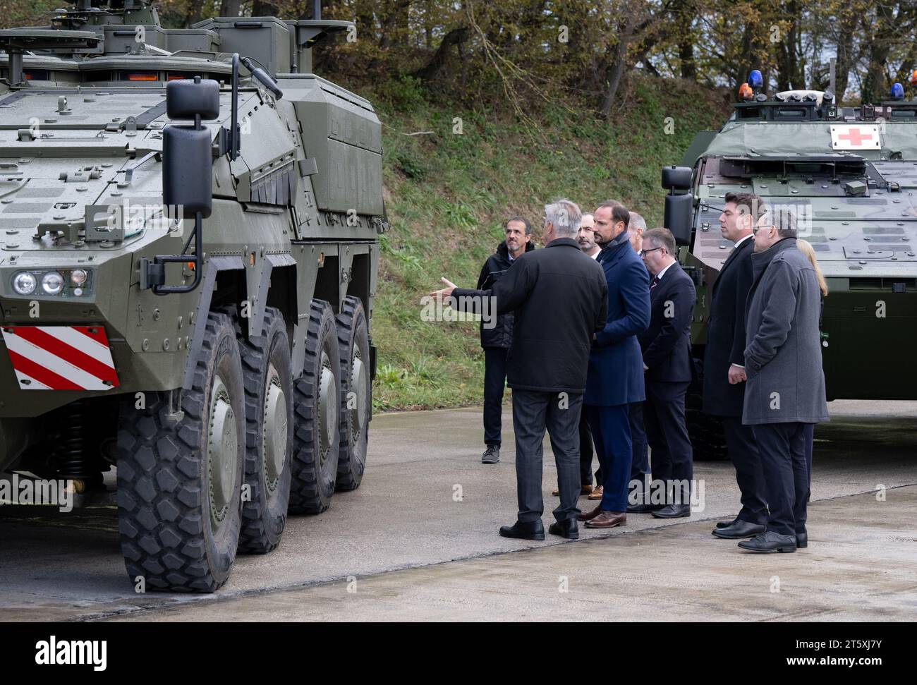 Munich, Germany. 07th Nov, 2023. Haakon (4th from left), Crown Prince of Norway, visits the ...