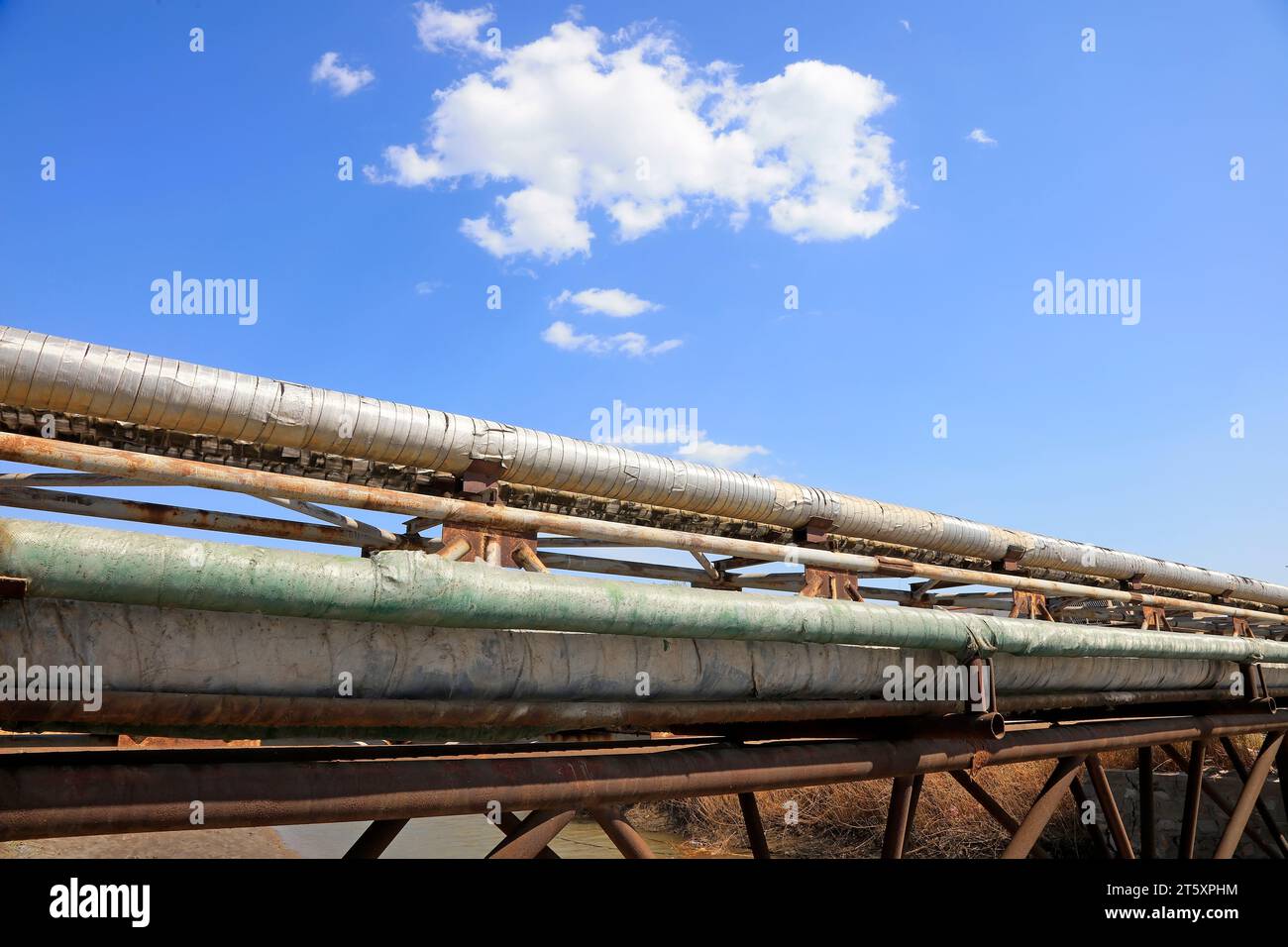 Thermal insulation pipe under blue sky Stock Photo - Alamy