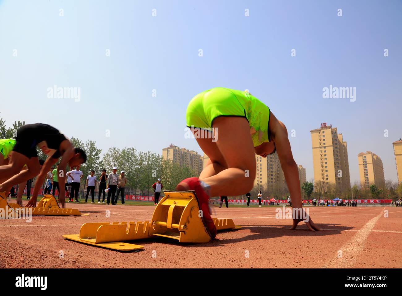 Sprinters athletes hi-res stock photography and images - Alamy