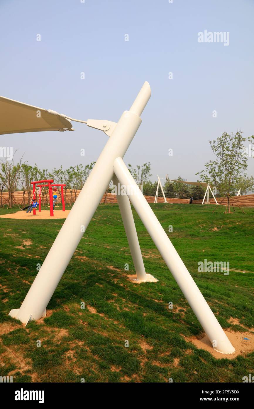 White metal stent Stock Photo - Alamy