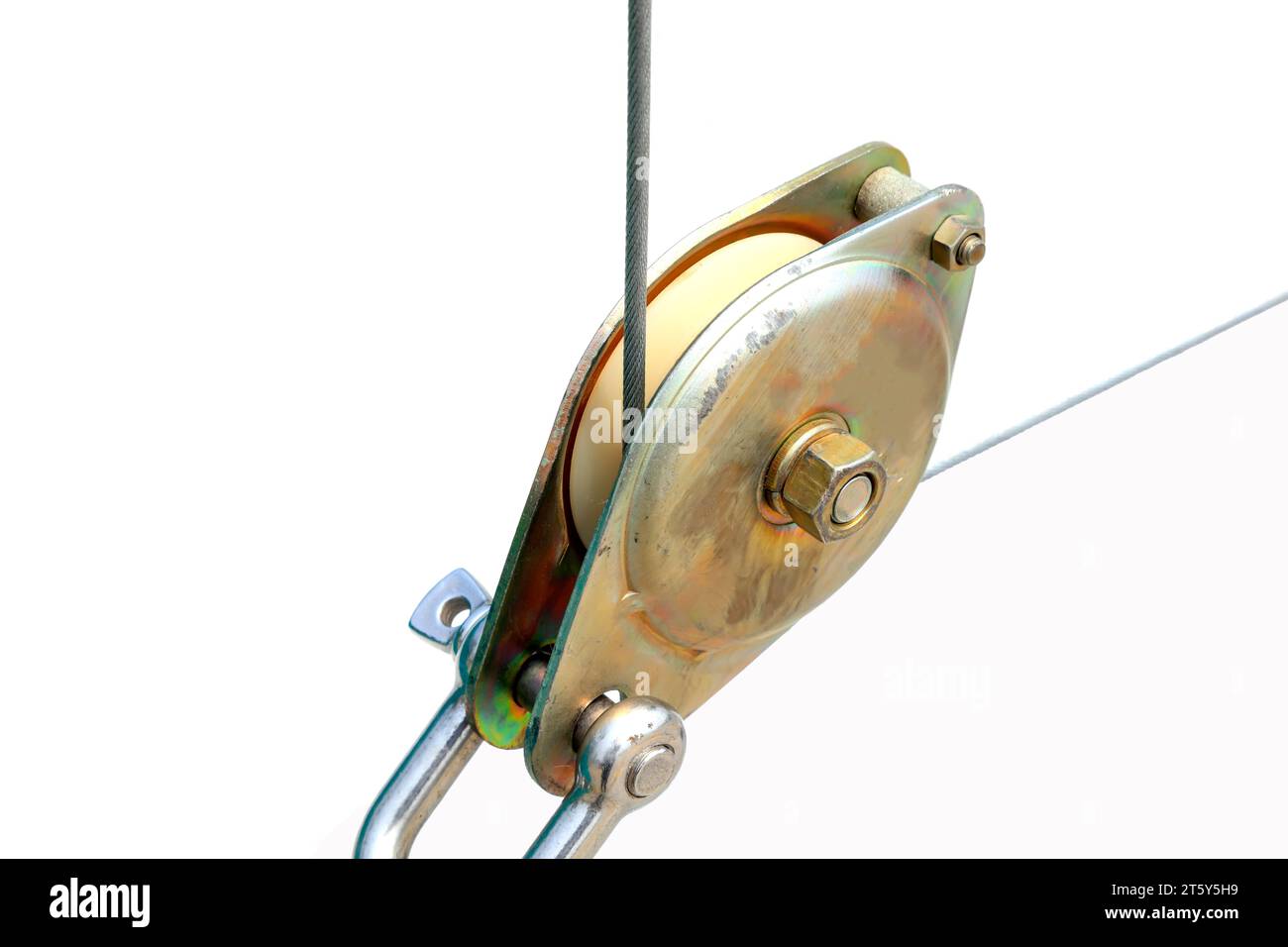 Wire in pulley hi-res stock photography and images - Alamy