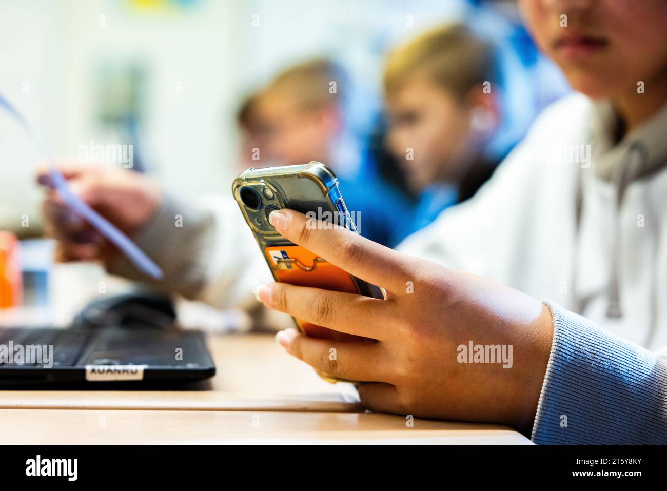 HEINENOORD - Students from primary school IKC Het Anker with their ...