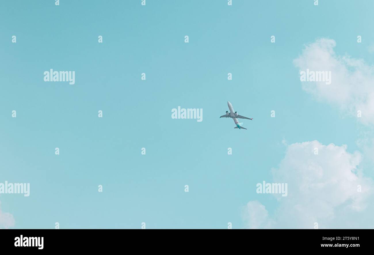 Aircraft flies in clear blue hi-res stock photography and images - Alamy