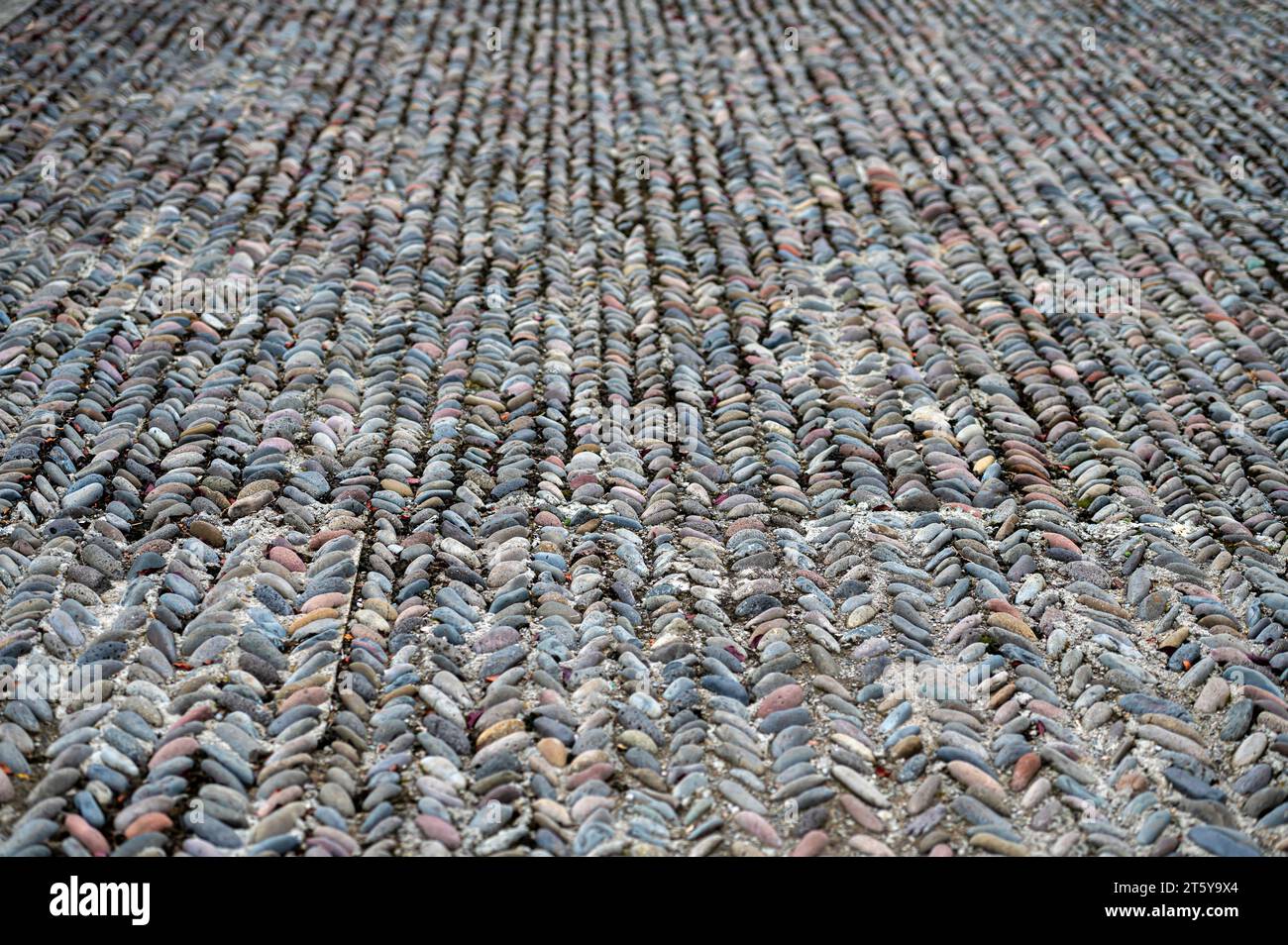 Cobble path texture pebbles hi-res stock photography and images - Alamy