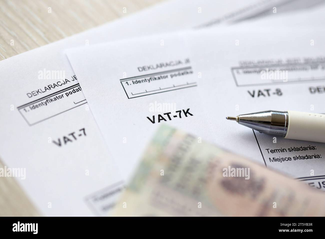 Declaration for tax on goods and services VAT-8, VAT-7K, VAT-7 form on ...