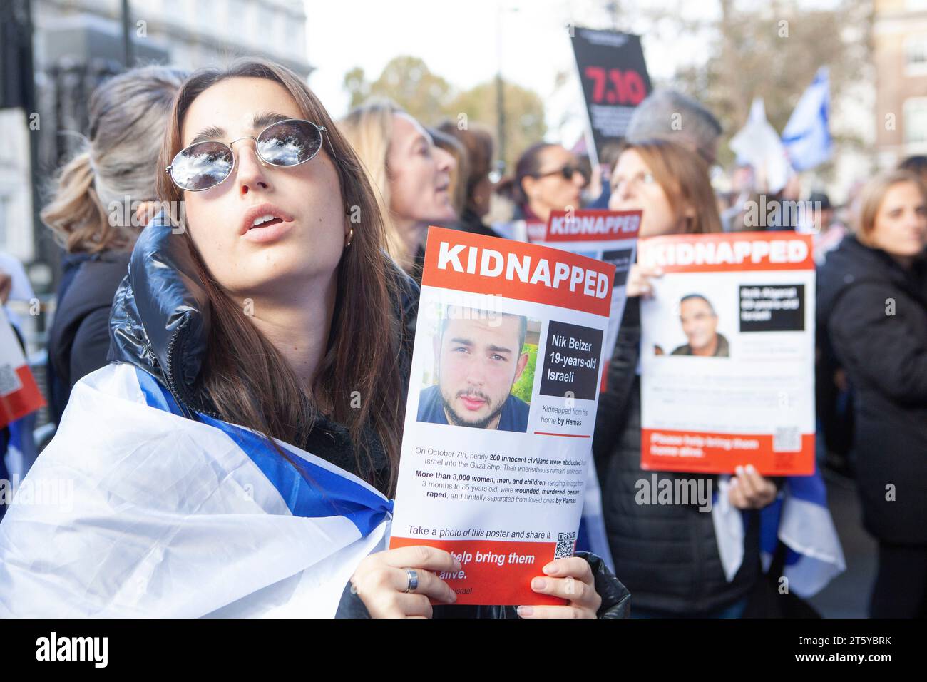 London, UK. 7th Nov, 2023. A vigil takes place for Israeli kidnap ...