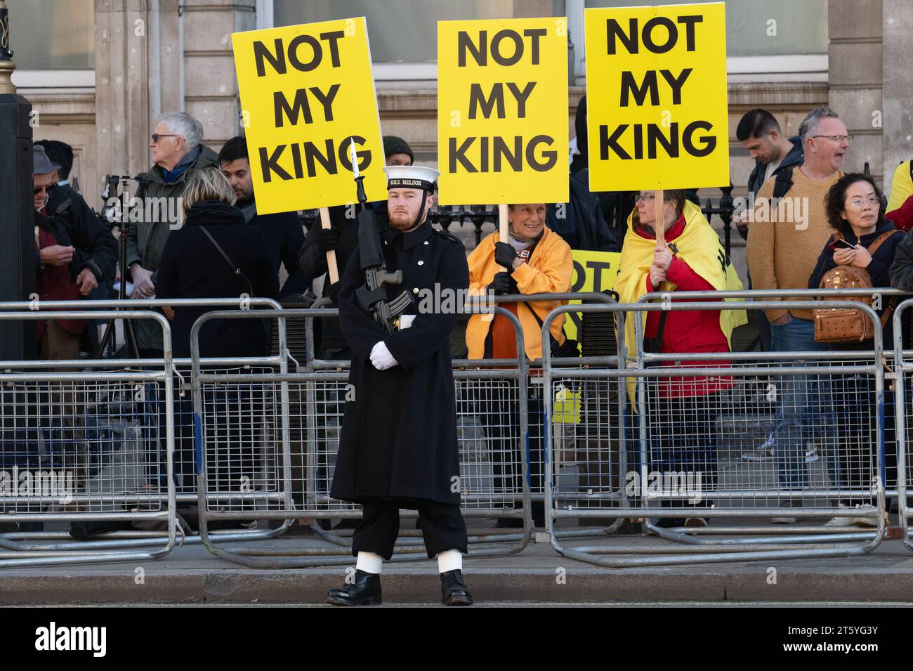 London, UK. 7 November, 2023. Anti-monarchists from campaign group ...