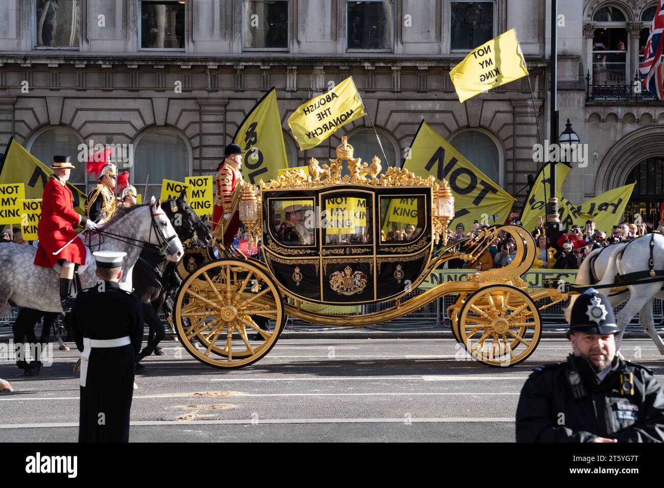 London, UK. 7 November, 2023. Anti-monarchists from campaign group ...