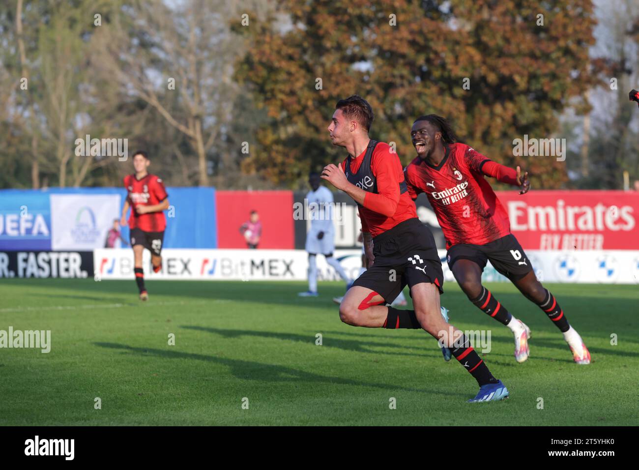 Milan, Italy. 7th Nov, 2023. Diego Sia of AC Milan celebrates with team ...