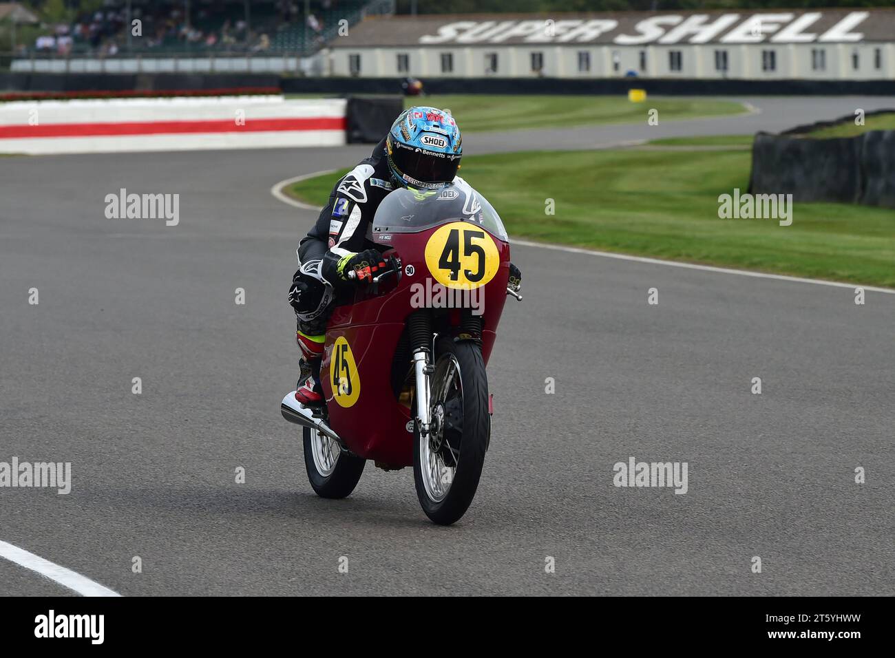 John McGuinness, Sebastian Perez, Matchless G50, Barry Sheene Memorial ...
