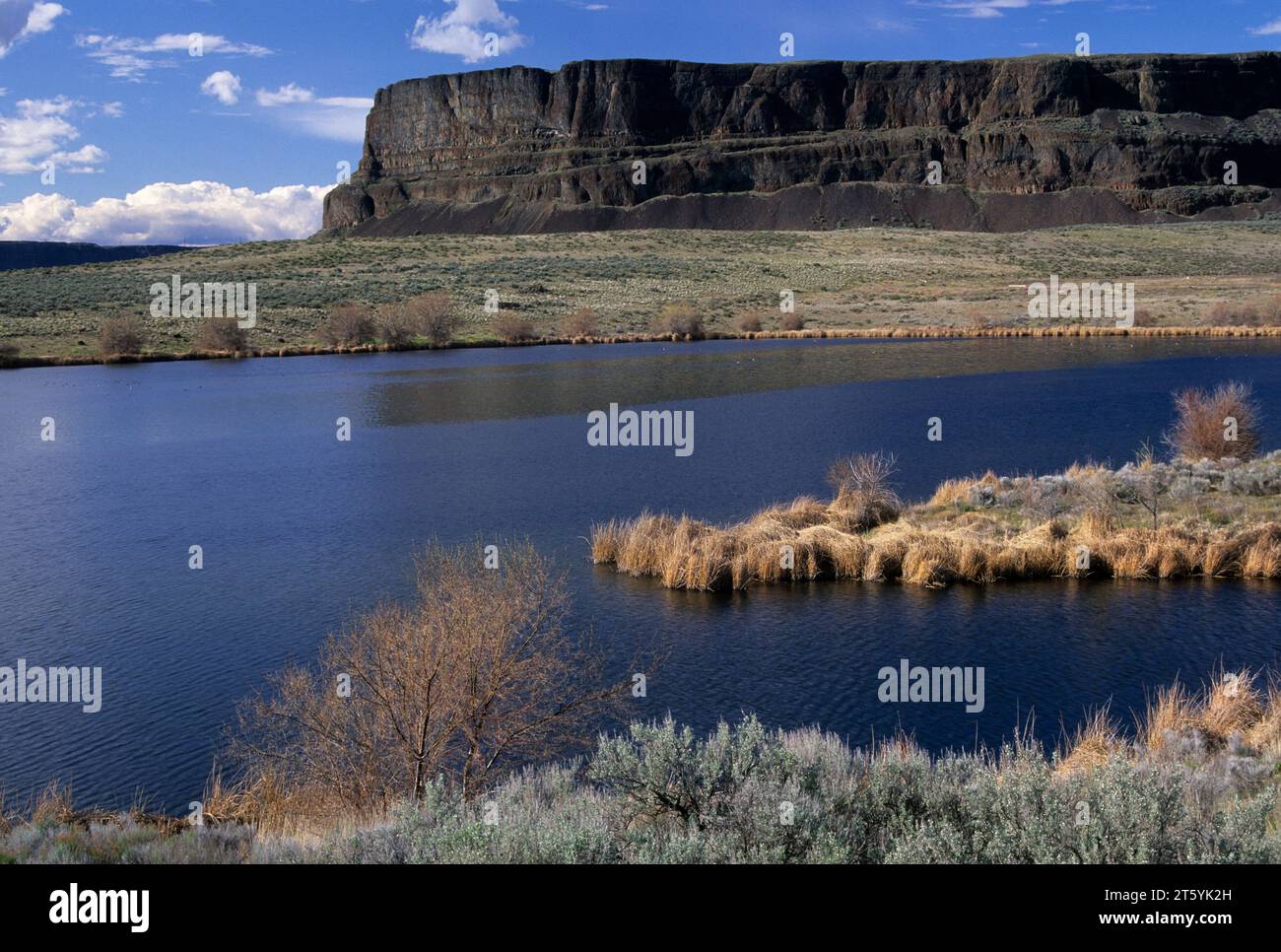 Steamboat Rock from Thompson Lake, Steamboat Rock State Park ...