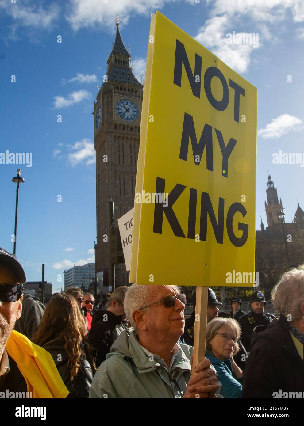 London, England, UK. 7th Nov, 2023. Members of anti-monarchy group ...