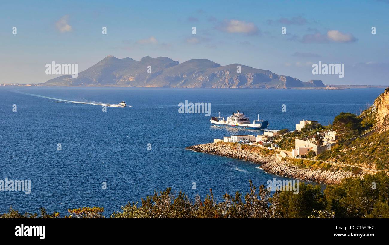 Ship at anchor, hydrofoil, approaching, Levanzo town, Favignana ...