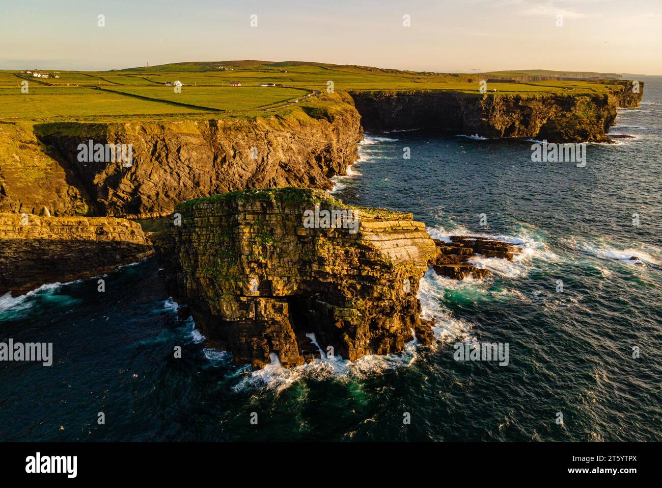 Kilkee Cliffs Sunset, Kilkee, Clare, Ireland Stock Photo - Alamy