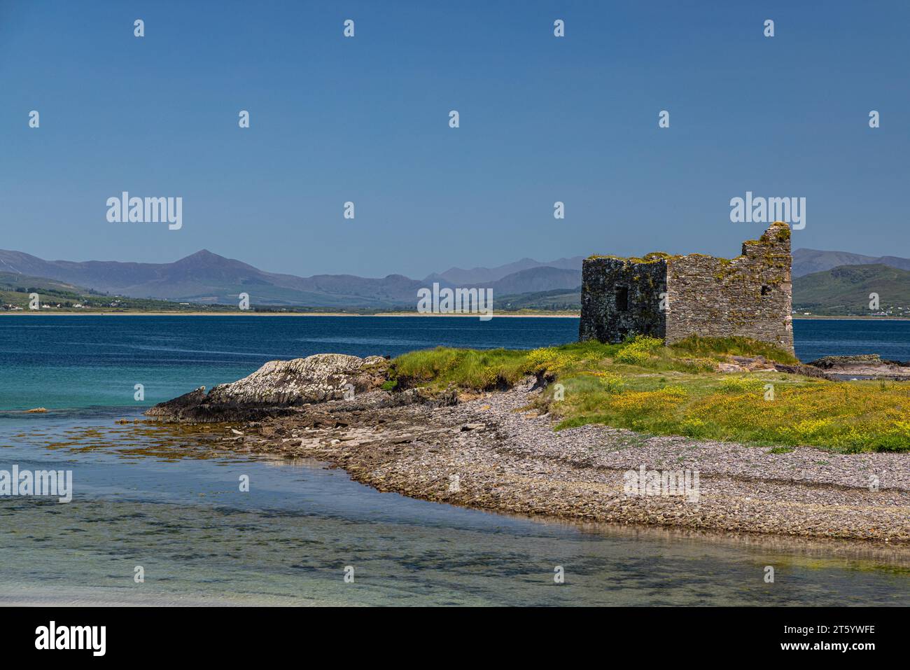 Ballinskelligs Castle, Ring of Kerry, County Kerry, Ireland Stock Photo ...