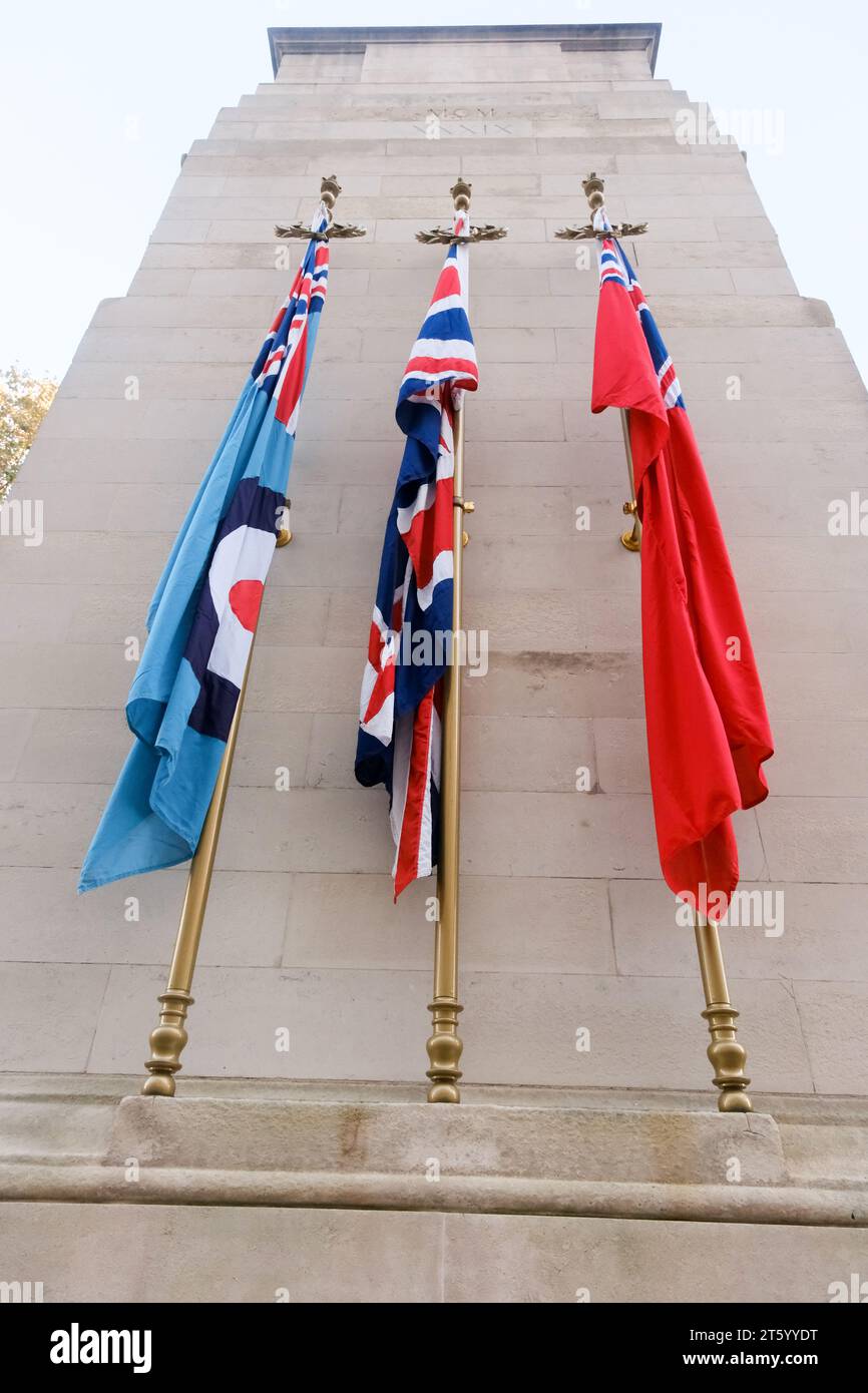 Cenotaph, Whitehall, London, UK. 7th Nov 2023. The flags have been ...