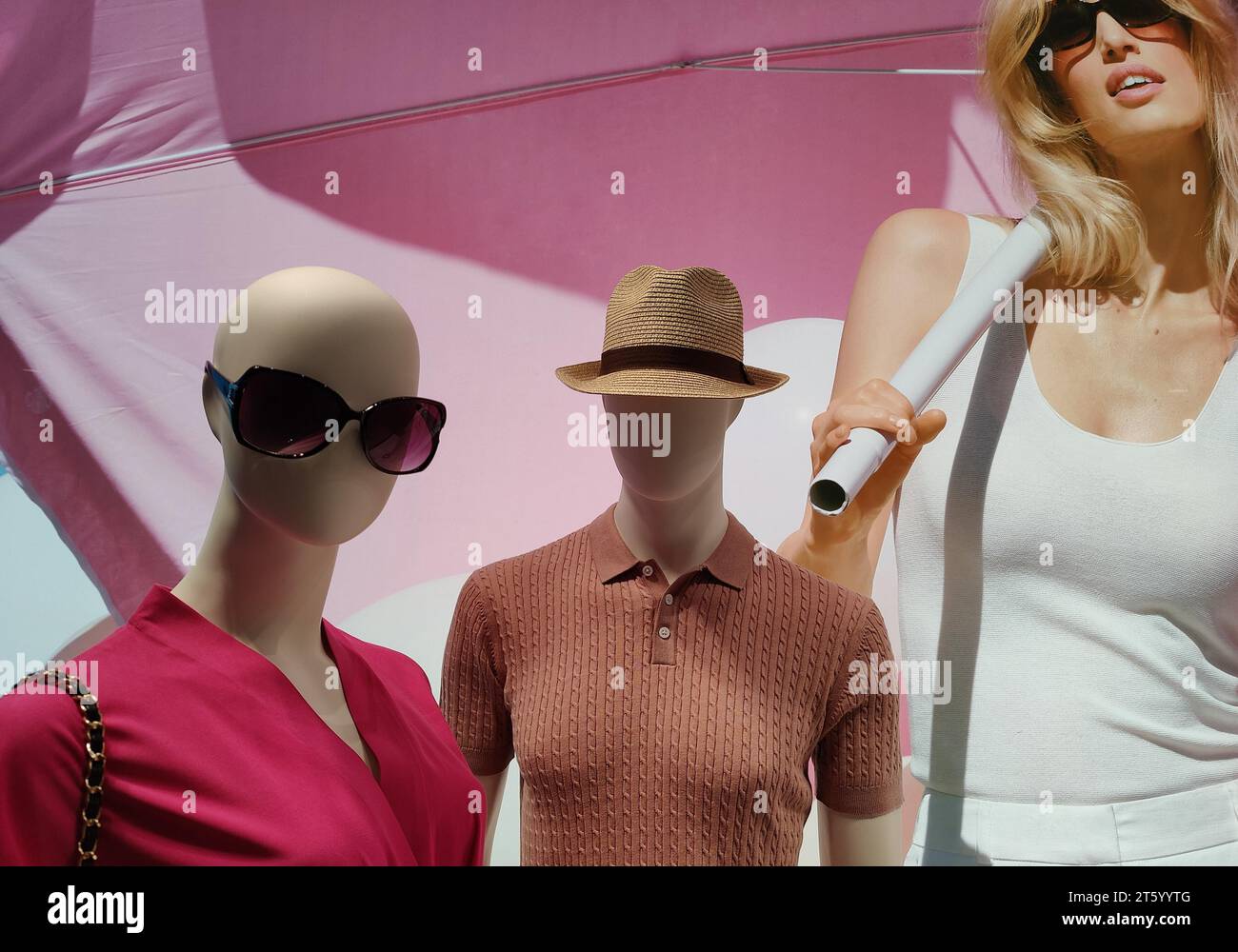 Advertising for fashion in the shopping centre City-Galerie, Siegen ...