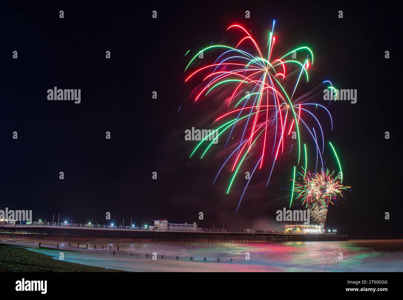 Worthing pier worthing west night hi-res stock photography and images ...