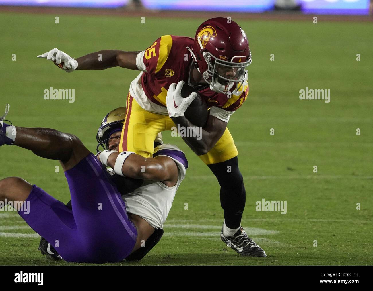 USC Trojans wide receiver Dorian Singer (15) makes a play with the ...