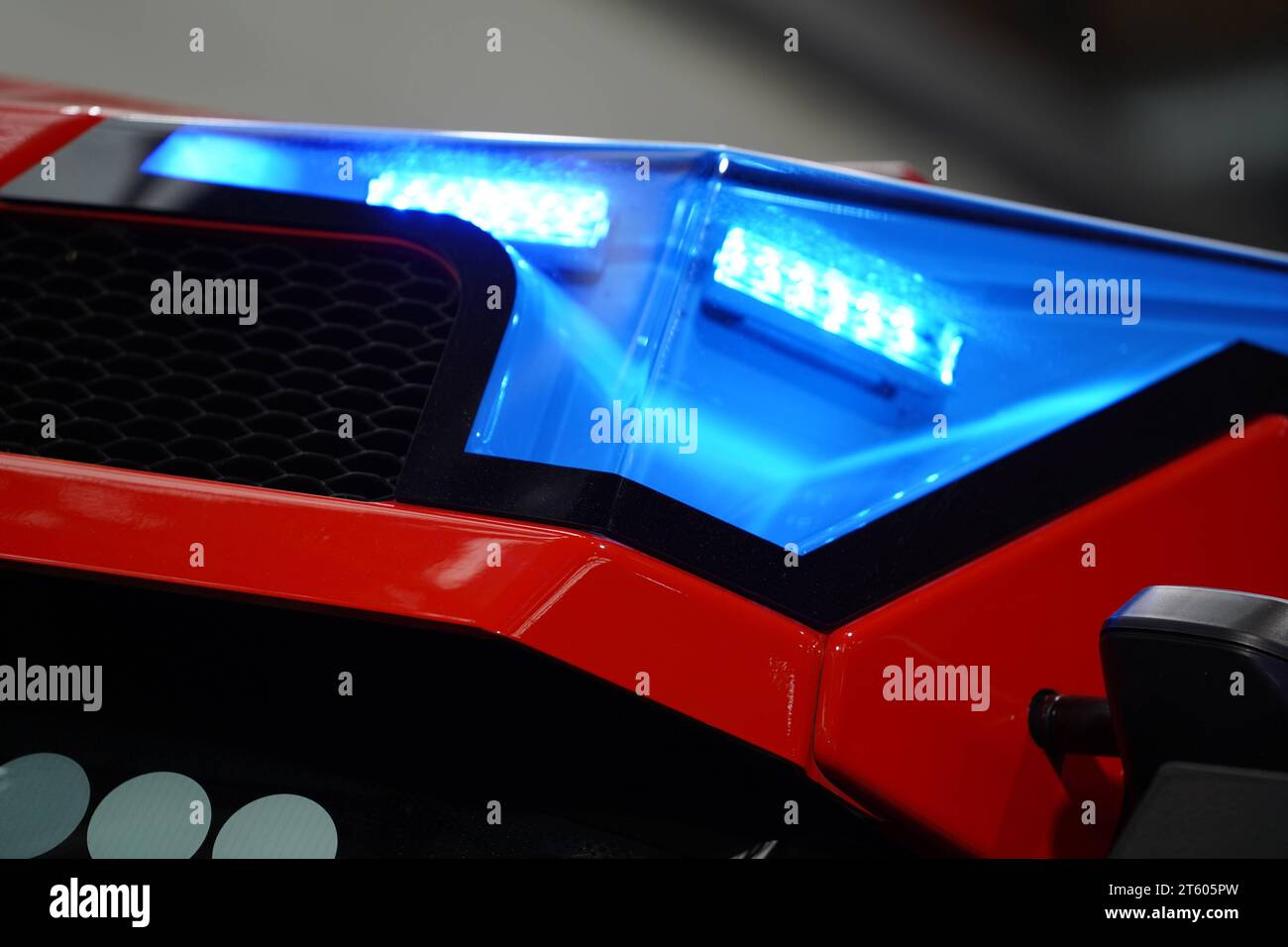 Symbol/- Themenbilder: Feuerwehr, Rettungsdienst, Polizei, Blaulicht ...