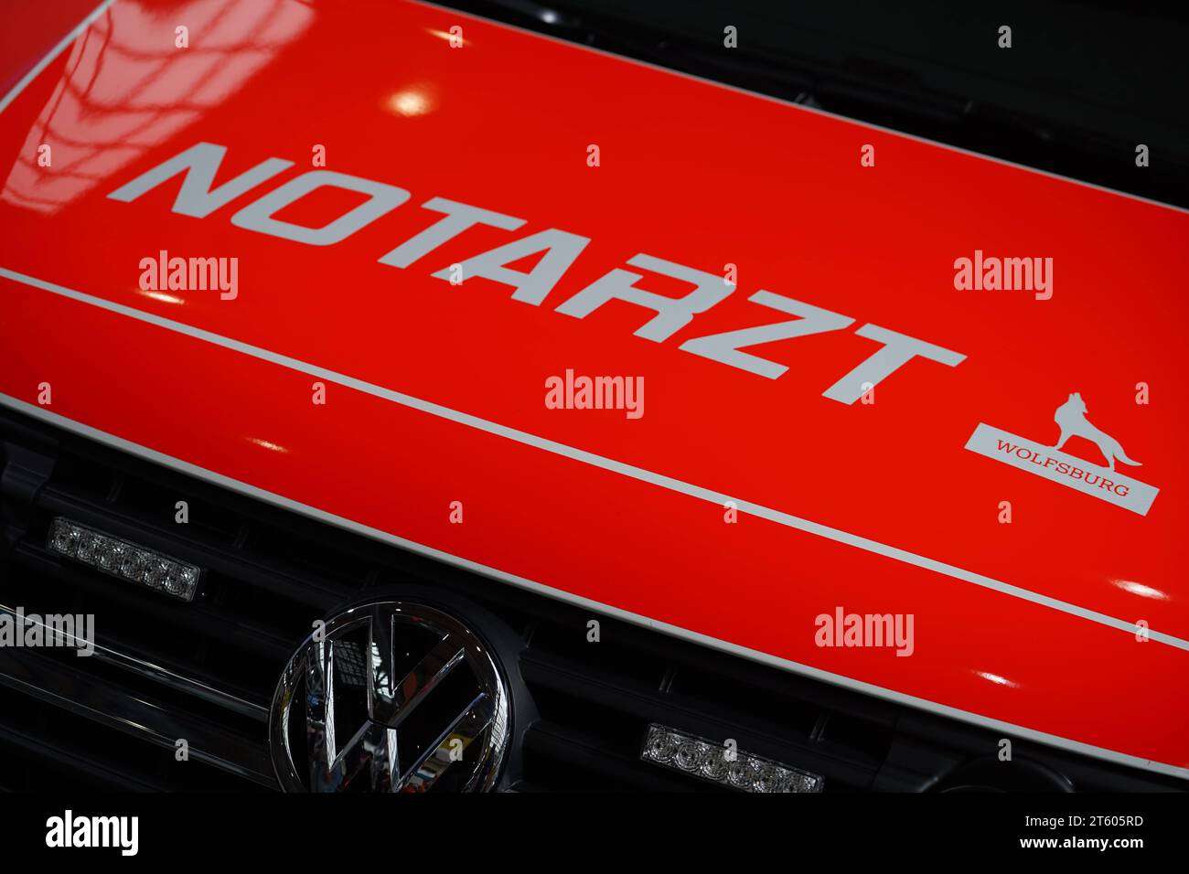 Symbol/- Themenbilder: Feuerwehr, Rettungsdienst, Polizei, Blaulicht ...