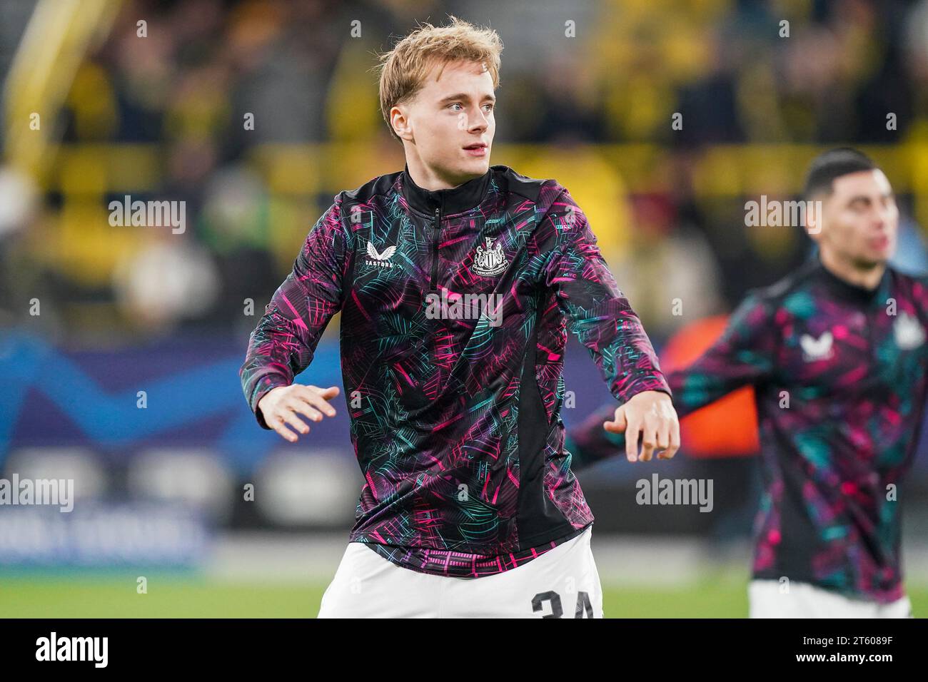 Dortmund, Germany. 07th Nov, 2023. Newcastle United midfielder Lucas De ...