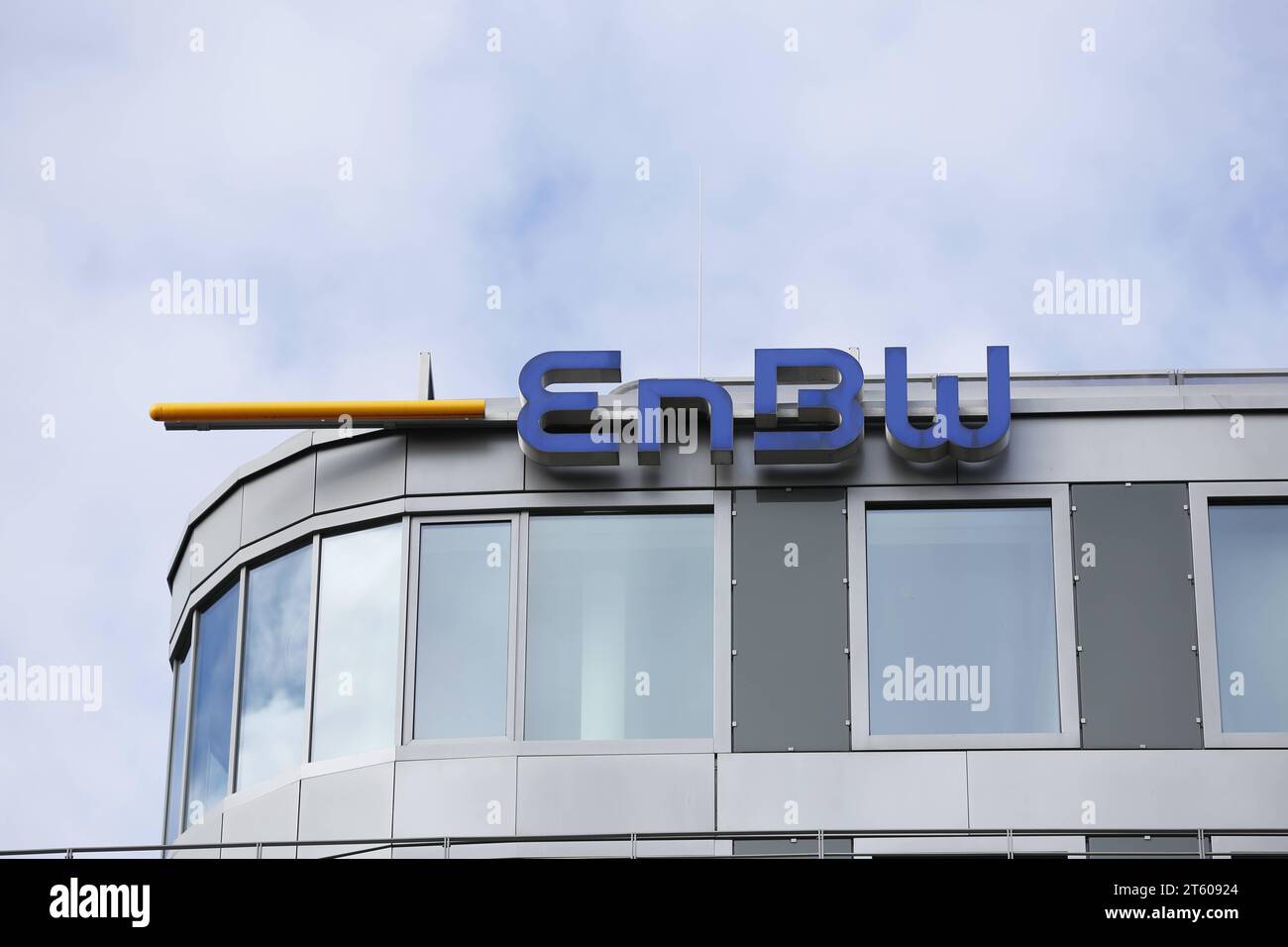 Firmenlogo von ENBW in Berlin am 07.11.2023 *** Company logo of ENBW in ...