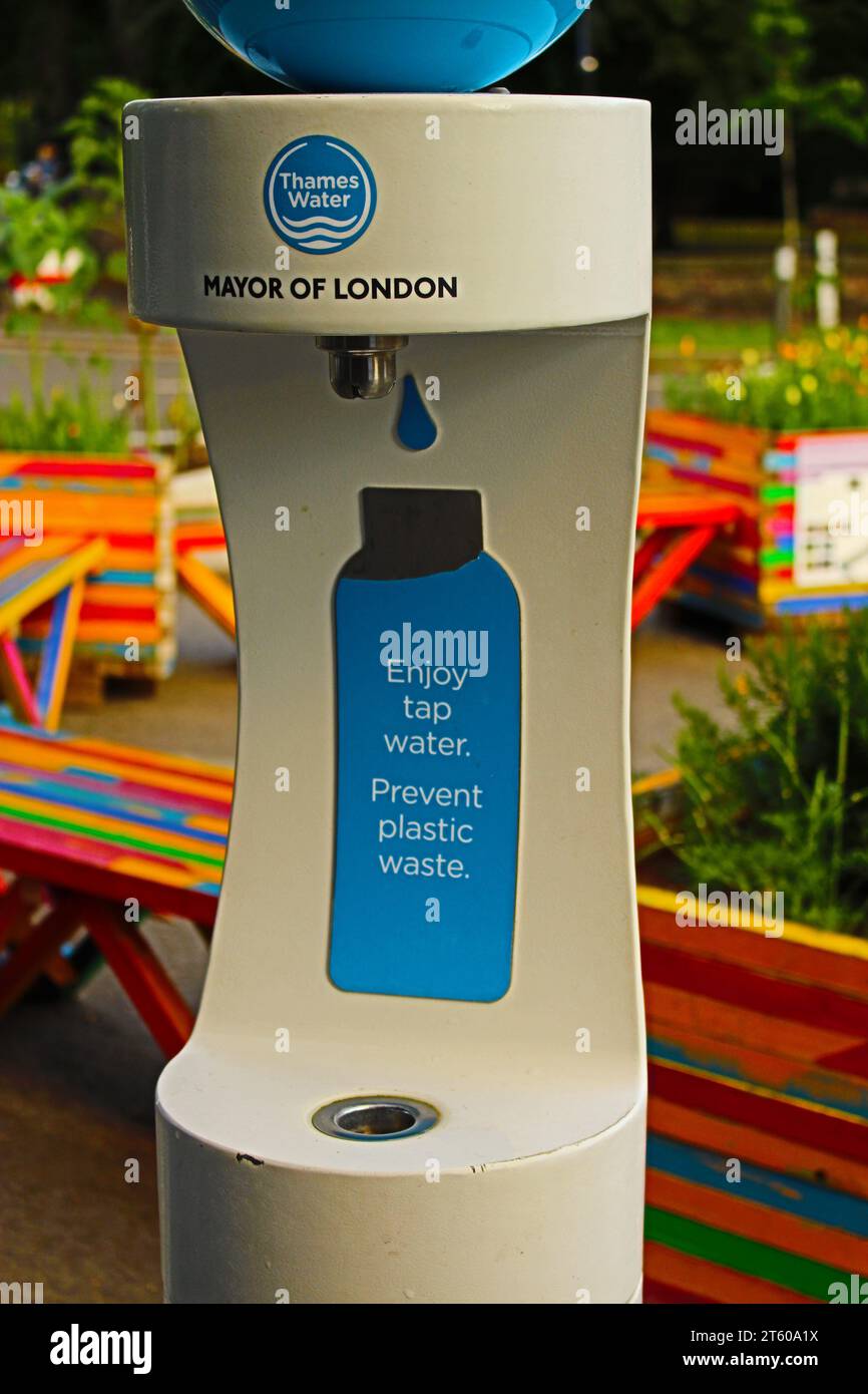 Thames water water bottle refill station in Dulwich Village Stock Photo ...