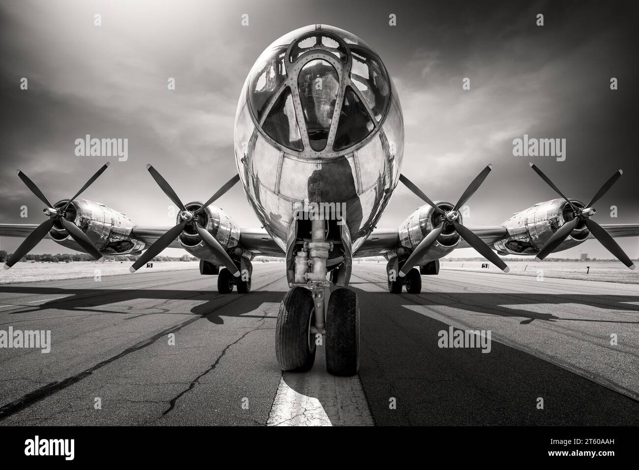 Ww2 transport plane hi-res stock photography and images - Alamy