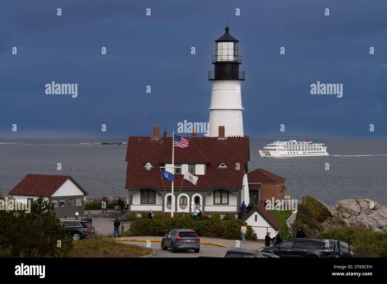 Portland Head Light and Keepers' Quarters at Cape Elizabeth and Fort ...