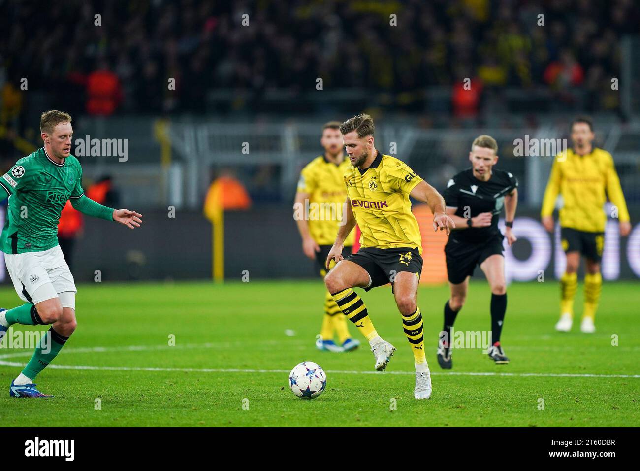 Borussia dortmund forward niclas fullkrug 14 hi-res stock photography ...
